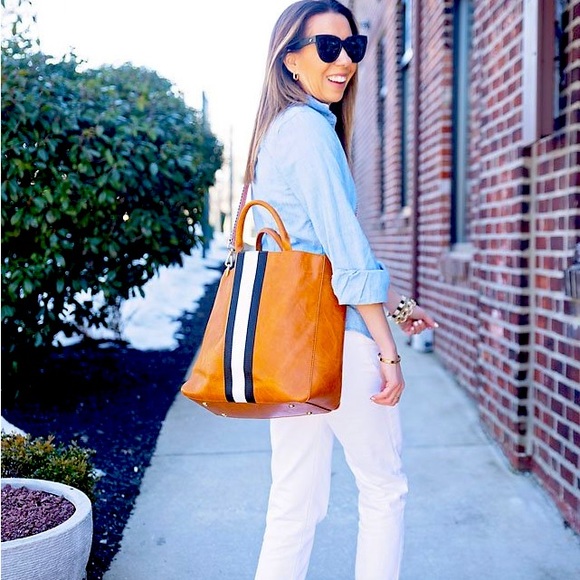 Social Threads | Bags | The Motherchic Social Threads Large Tote | Poshmark